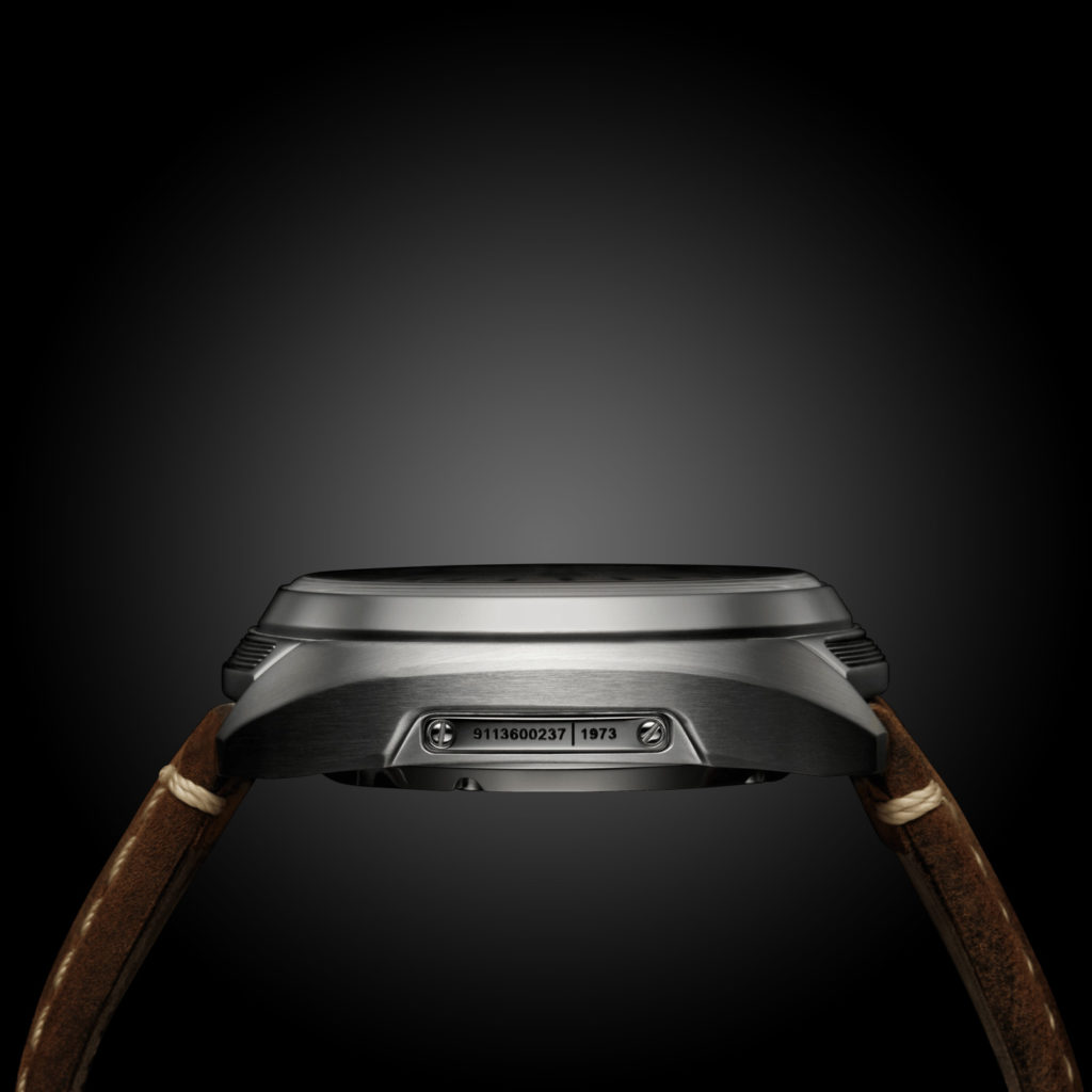 REC WATCHES 901-02 AUTOMATIC CONTEENIUM