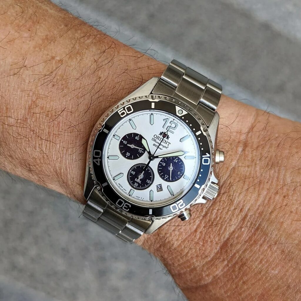 Orient MAKO Light Charged Solar Chronograph - Quartz